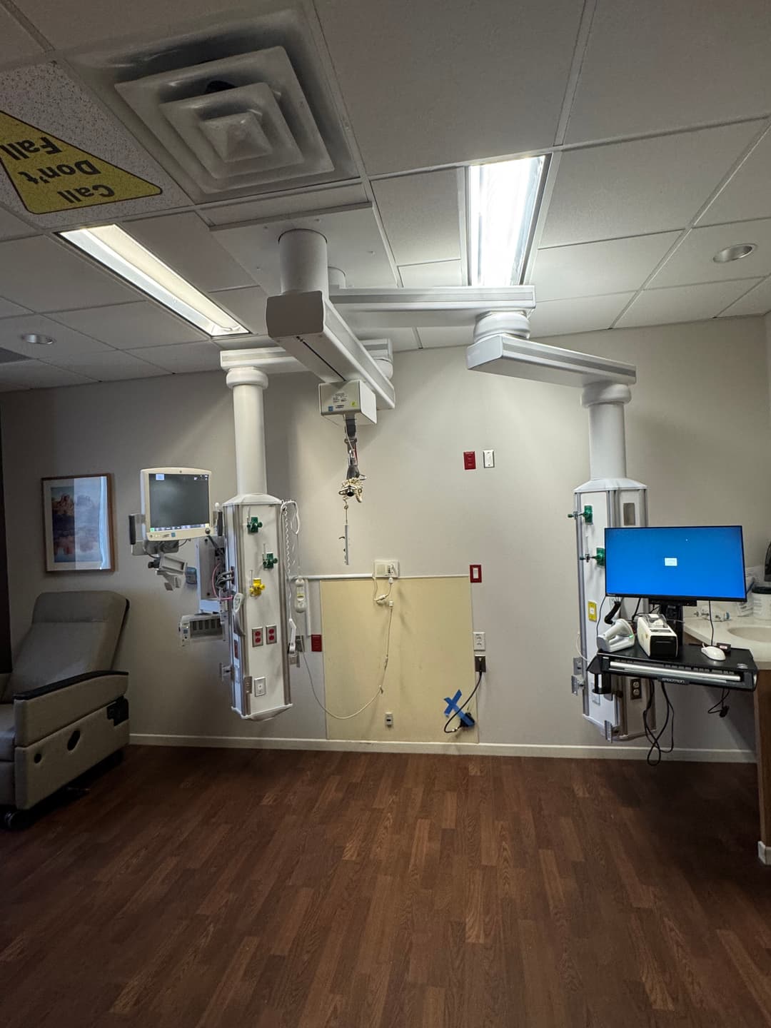 ICU Rooms Boom System Replacement & Integration | Hendrix Medical